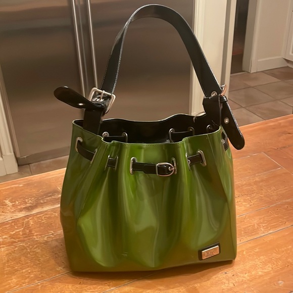 Bags | Beautiful Effervescent Green Purse With A Pretty Accent Black ...
